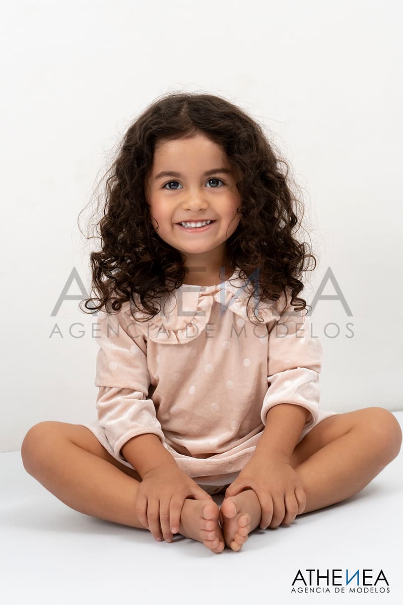 Ariana Gómez Obando – Athenea Models – Agencia de Modelos